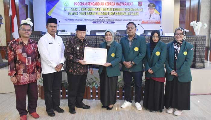Asyik! UNJ Latih Keterampilan Bahasa Inggris Berbasis Digital Guru SMP ... Asyik! UNJ Latih Keterampilan Bahasa Inggris Berbasis Digital Guru SMP ...